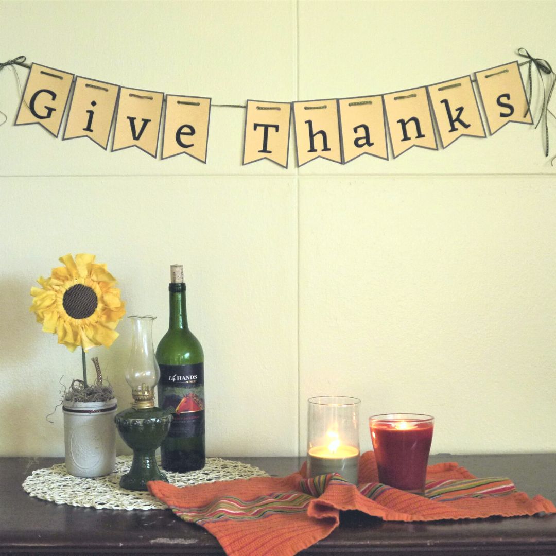 Give Thanks Banner: Free PDF - That Mama Chick